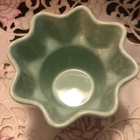 hull | Accents | Vintage Hull Imperial F Usa Pottery Green Speckled ...